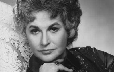 Bea Arthur Painting Fetches $1.9M At Auction! - TheCount.com