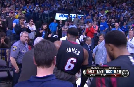 LeBron James Breaks Nose | TheCount.com